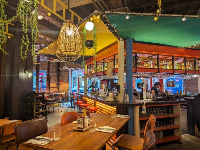 Turtle Bay Bottomless Brunch Review - Brunch or Breakfast?